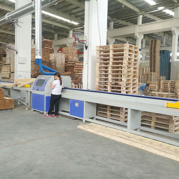 Automated CNC Sawing Machine Wood Pallet Blocks Cutting Machine